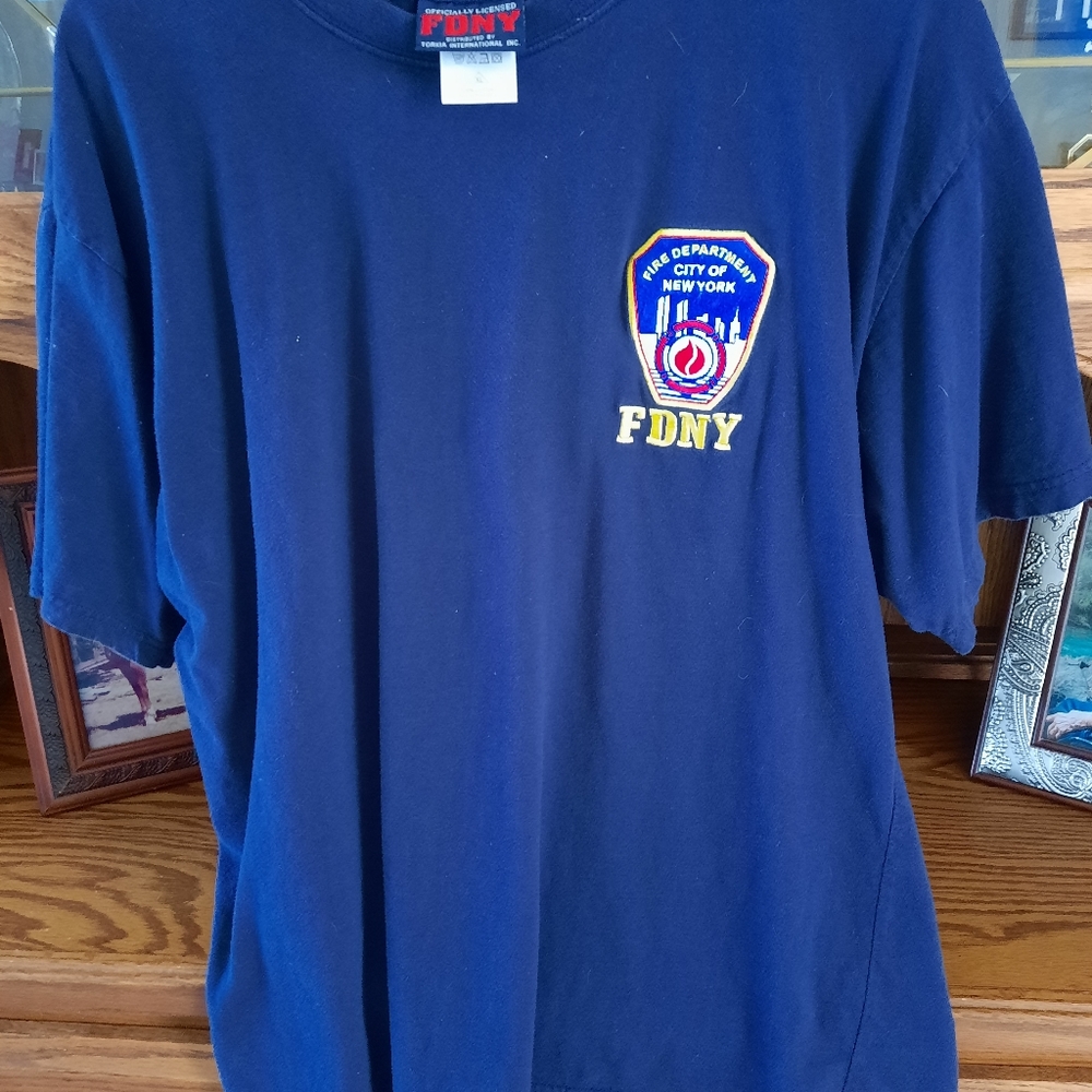 Fdny Officially Licensed Embroidered T~Shirt Sz Xl - Gem